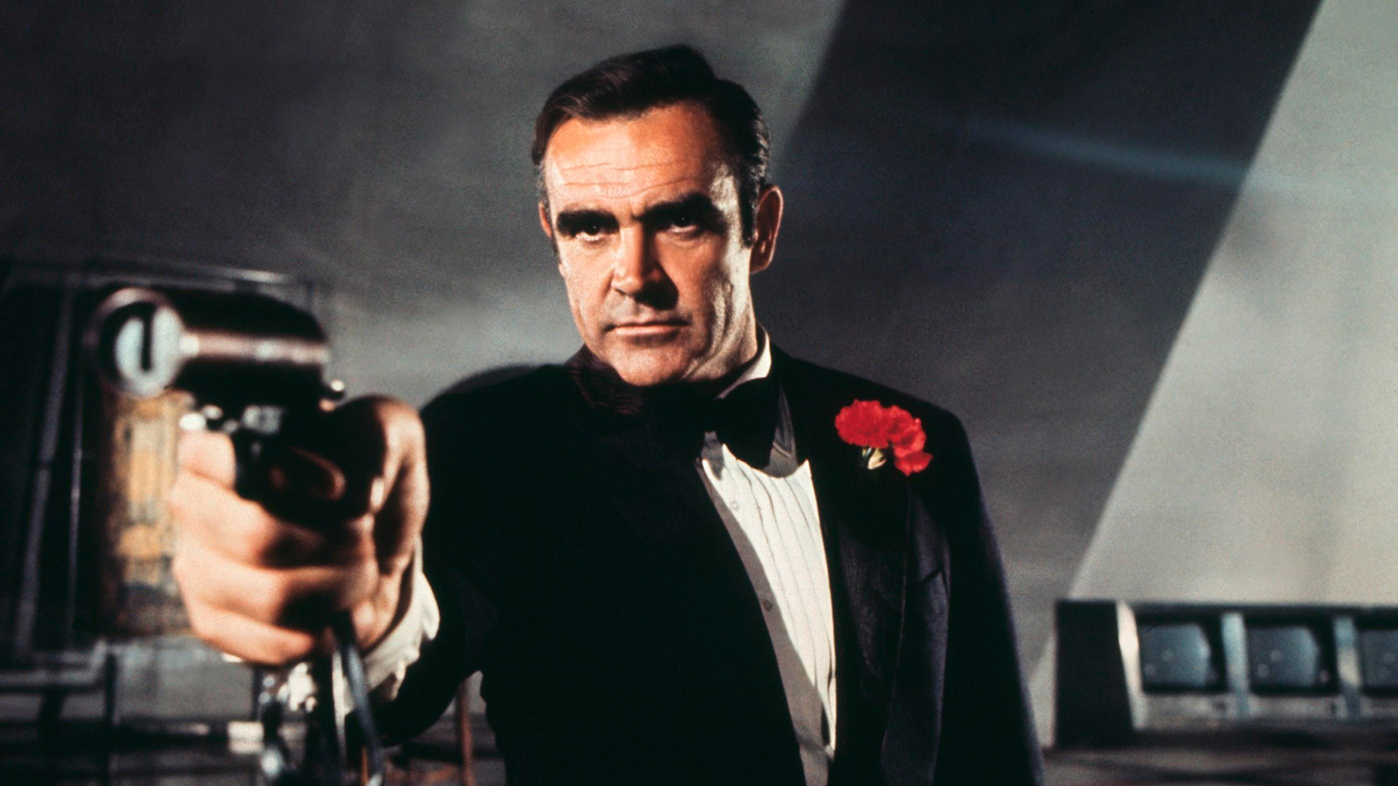 James Bond xuất sắc nhất… và hơn thế nữa | Vietcetera