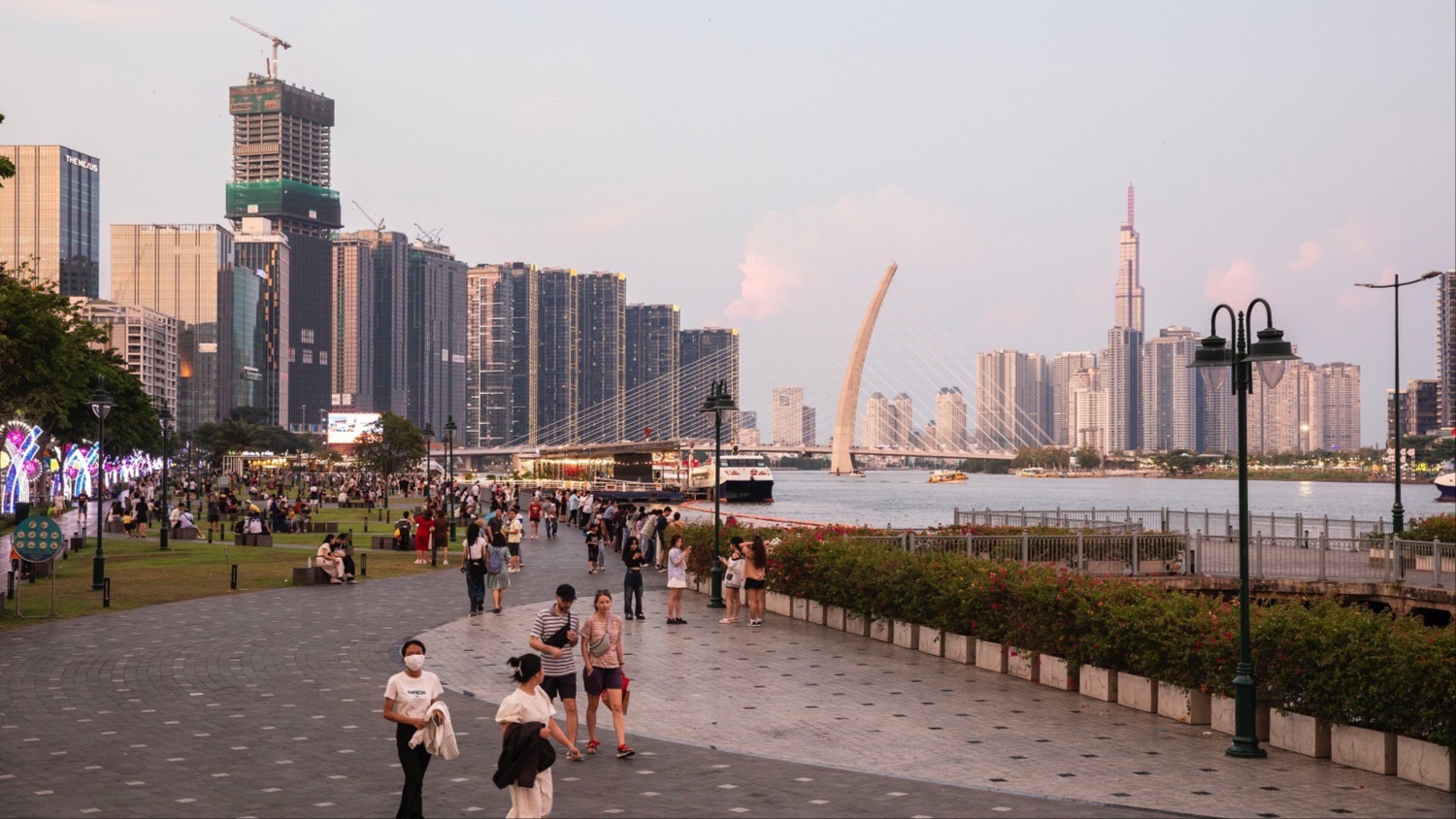 IN PHOTOS: Scenes From HCMC’s Bustling Bach Dang Wharf | Vietcetera