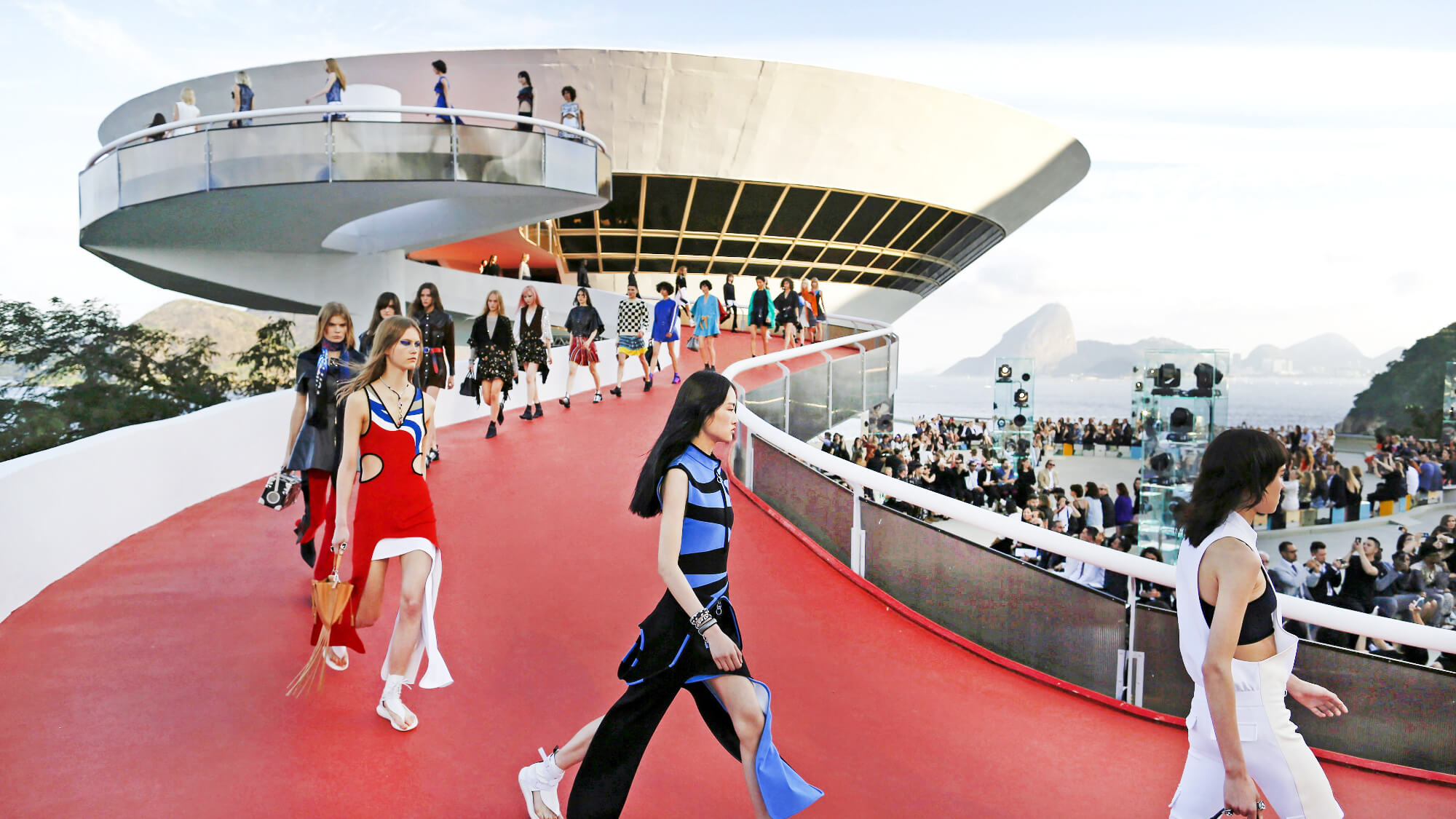 Vì sao Cruise Collection quan trọng với ngành thời trang? | Vietcetera