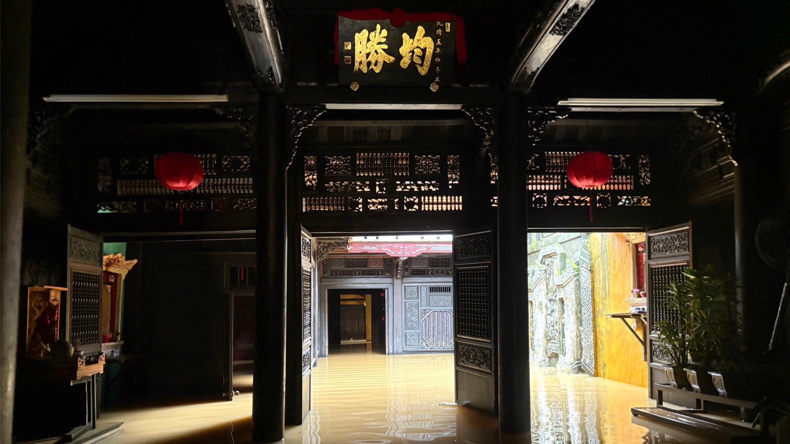 The 300-Year-Old House Tracing Hoi An’s Flood History | Vietcetera