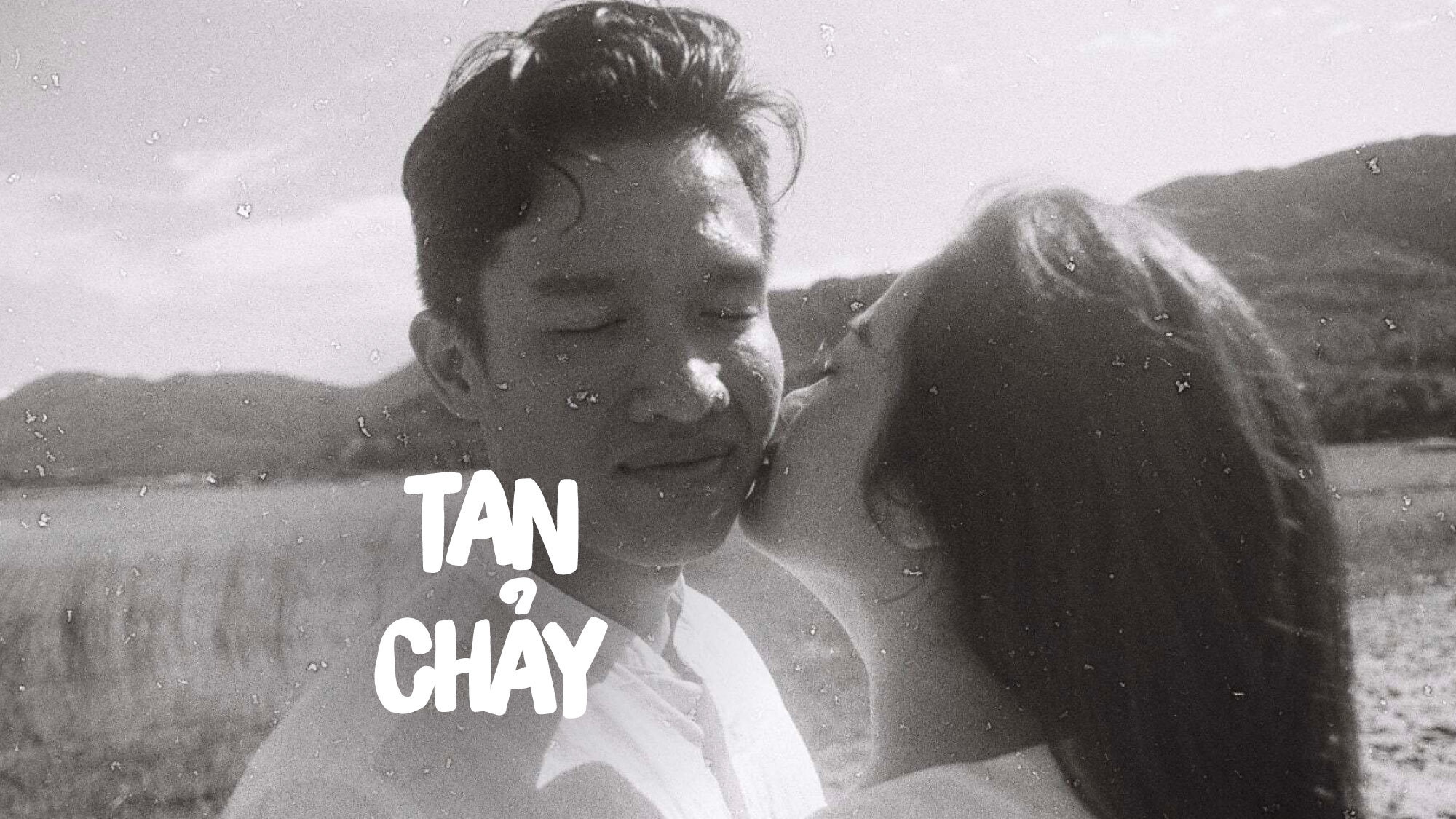 “Mình từng hứa sau này sẽ chụp hình cưới cho em.” | Vietcetera