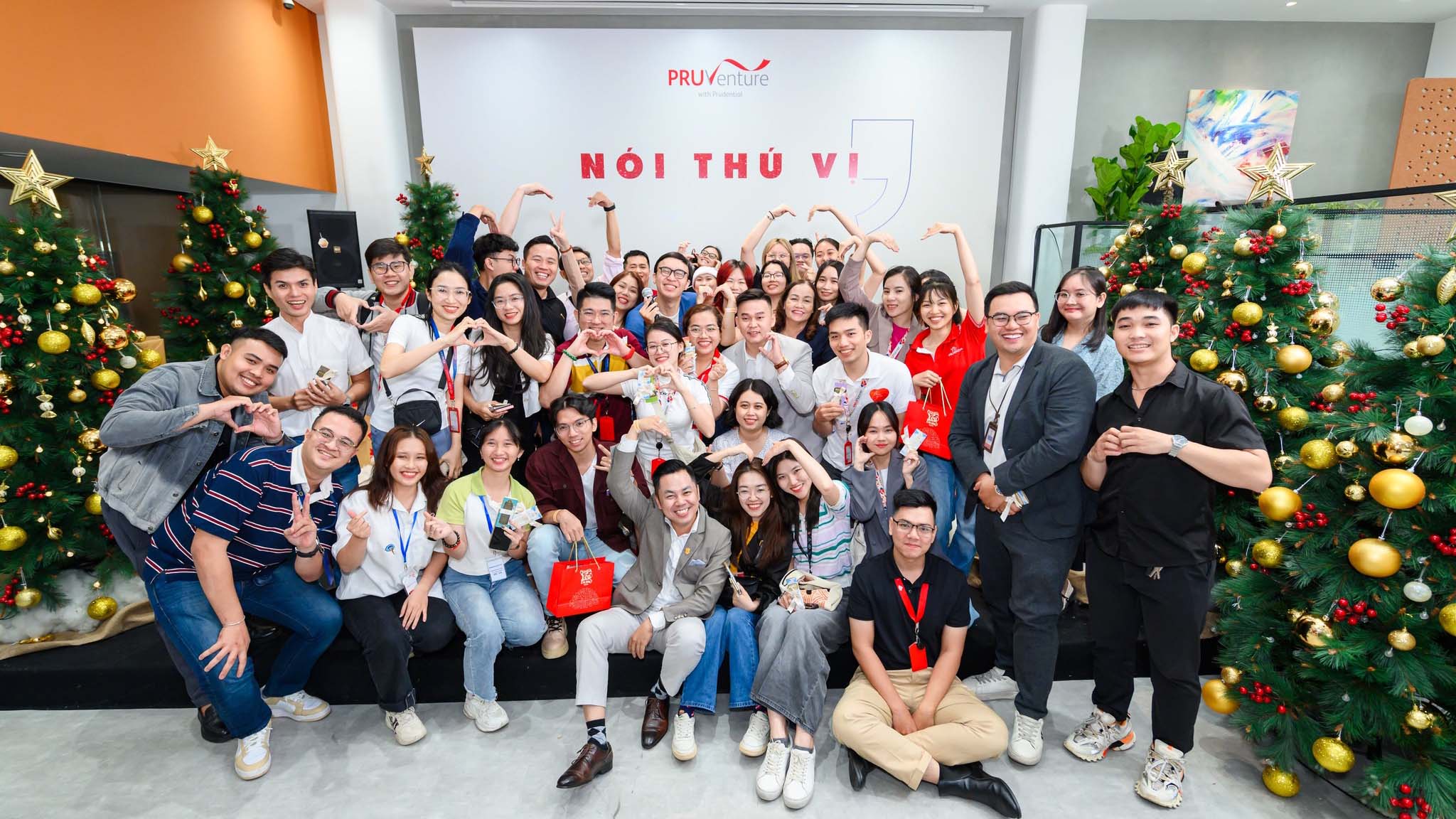 Thế hệ trẻ “Táo bạo tạo ảnh hưởng" chinh phục ngành tài chính bảo hiểm ...