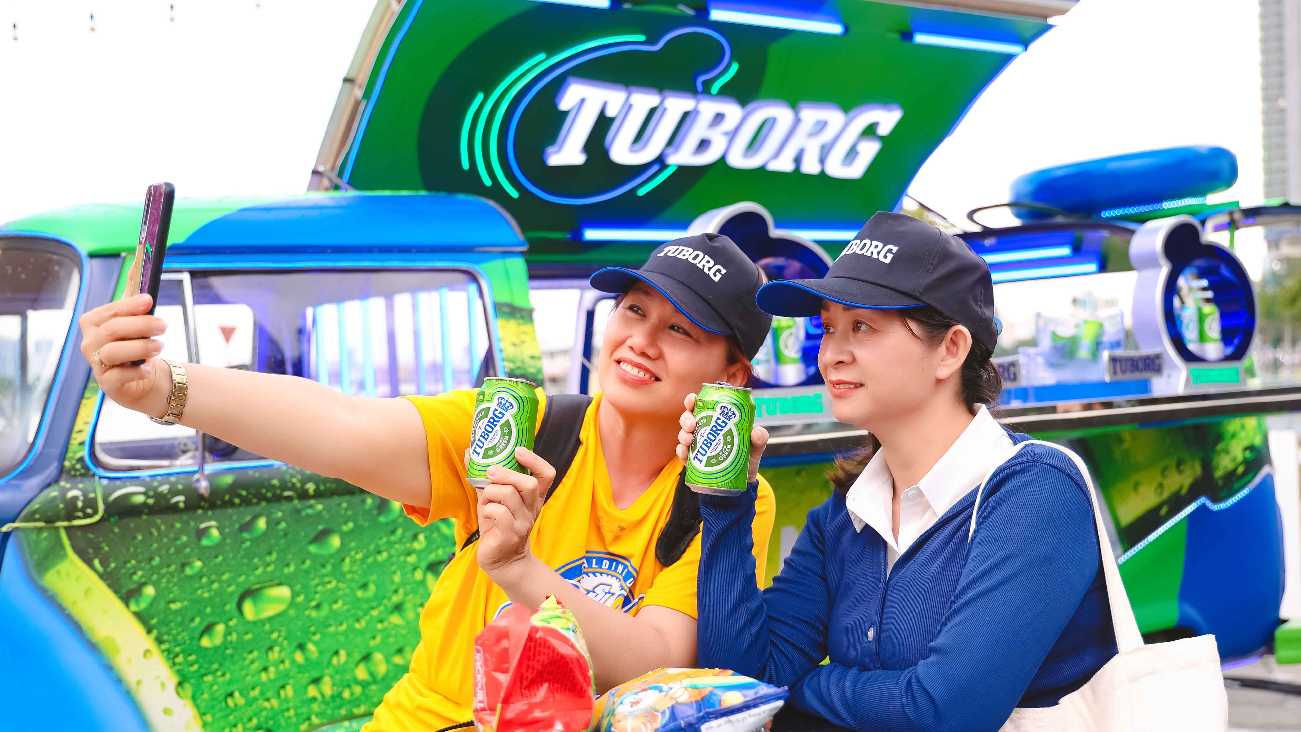 "Sống mở để không bỏ lỡ" cùng Tuborg Funtastic Energy Night | Vietcetera